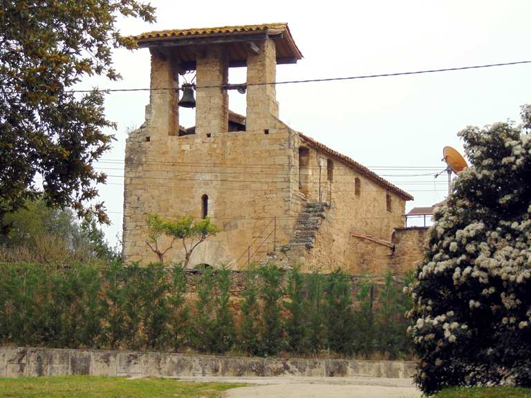 Iglesia de Santa Eulàlia de Pujals dels Cavallers: Mountainbike-Touren ...