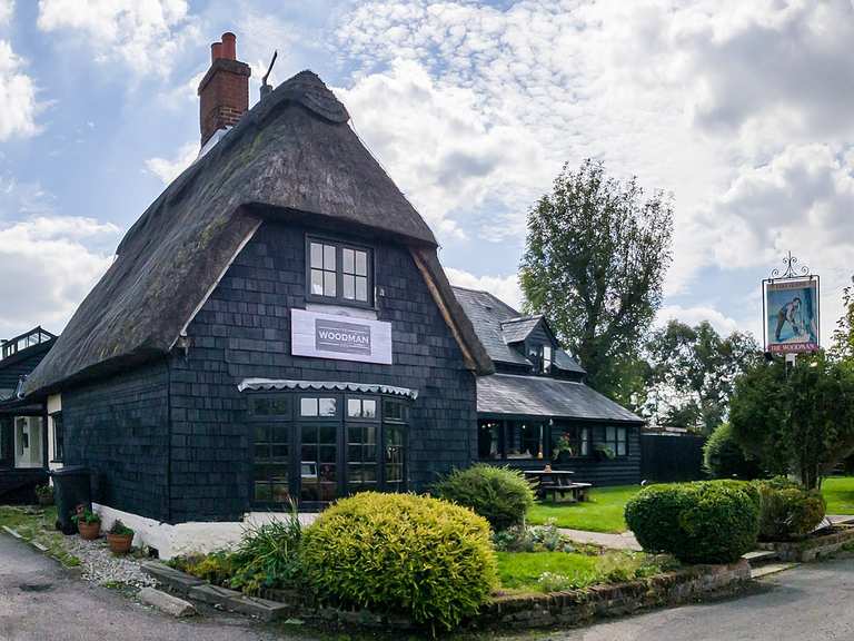 Nuthampstead Village and 398th Bombardment Group Memorial – Hikes & How ...