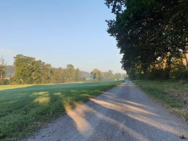 Radweg durch schöne Landschaft, komplett ohne Asphalt. : Radtouren und ...