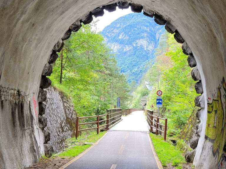 Radweg auf der Pontebbana-Bahnstrecke : percorsi ciclabili | Komoot