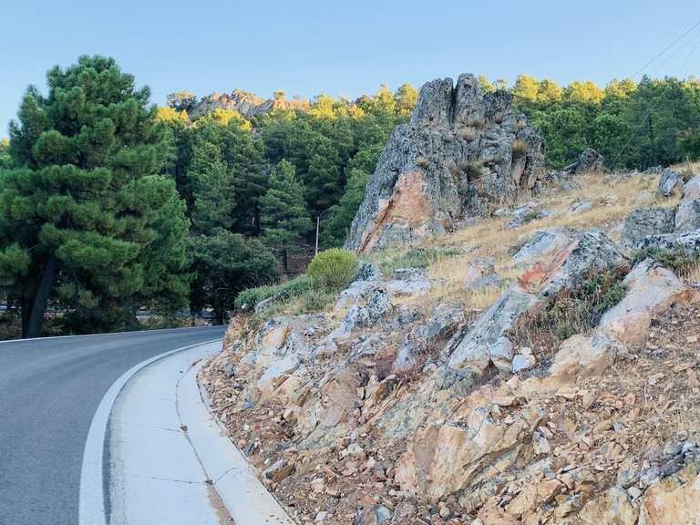 Parque Natural de Despeñaperros — round trip through the Collado de los ...
