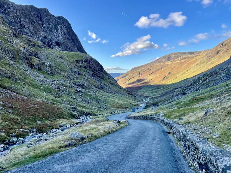 Derwentwater, Buttermere & Honister Pass loop from Keswick ­­— Lake District National Park ...