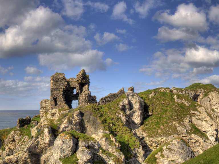 Kinbane Castle Routes for Walking and Hiking | Komoot