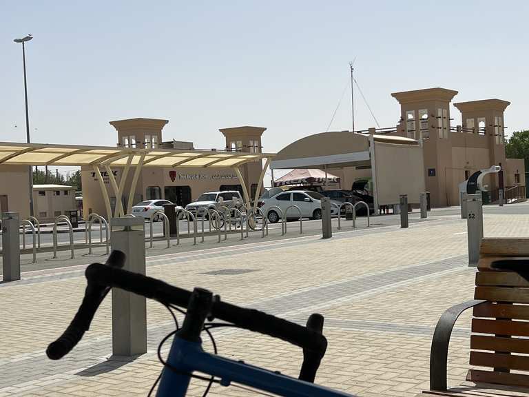 Paso subterráneo para ciclistas con mural: Rutas de ciclismo de ...