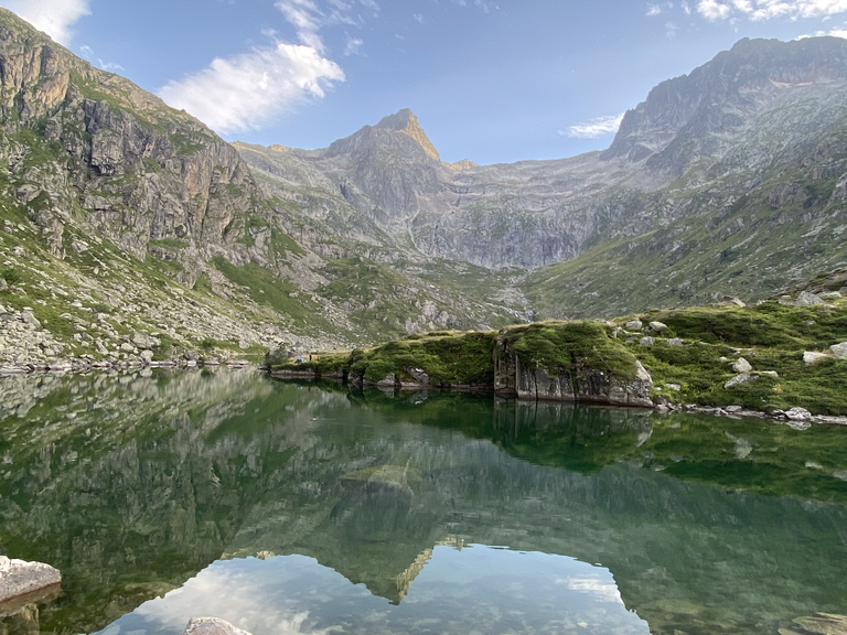 From Astau Barns to Saussat Lake via Oô Lake and Espingo Lake | hike ...