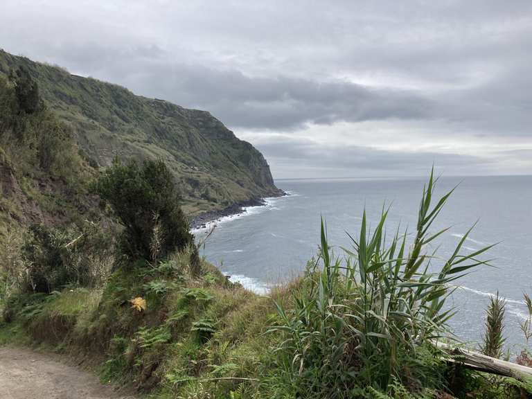 Fajã do Mar: Wanderungen und Rundwege | komoot