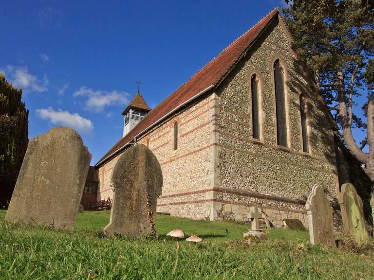 St Mary's Kirche und Pavis Wood Schleife von Cholesbury — Chiltern ...