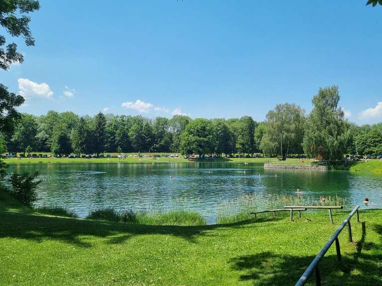 Tolles Bergpanorama am See: Wanderungen und Rundwege | komoot