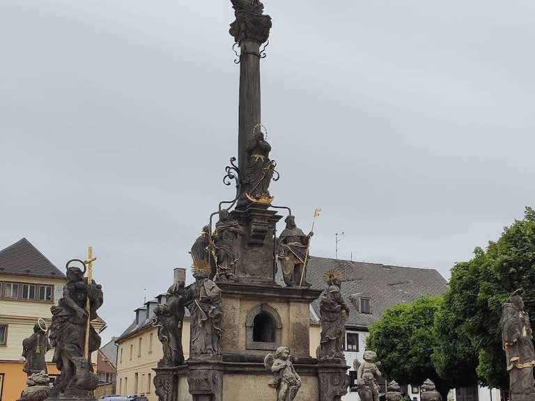 Marktplatz von Jablonne v Podjestedi ( Gabel ): Mountainbike-Touren und ...