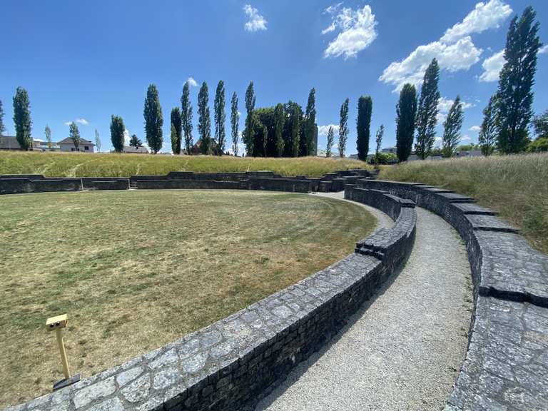 Amphitheater Vindonissa: Wanderungen und Rundwege | komoot