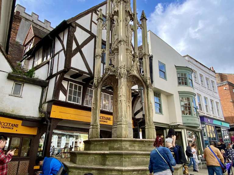 Buttercross Monument Routes for Walking and Hiking | Komoot