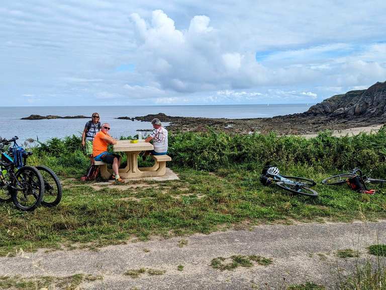 Picnic Area With Ocean View – Hiking & Cycling Routes | Komoot