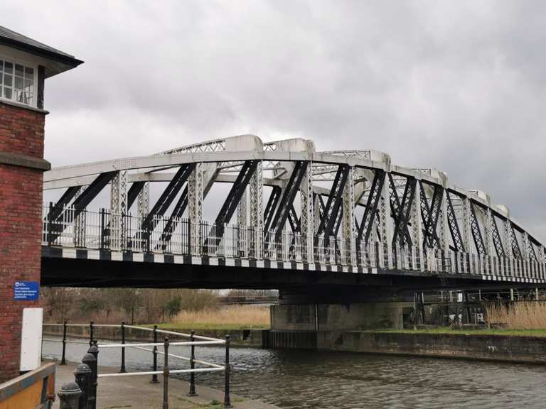 Dutton Locks loop | hike | Komoot