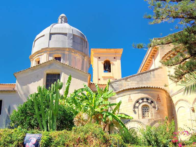Concattedrale di Maria Santissima di Romania, Tropea: Wanderungen und ...