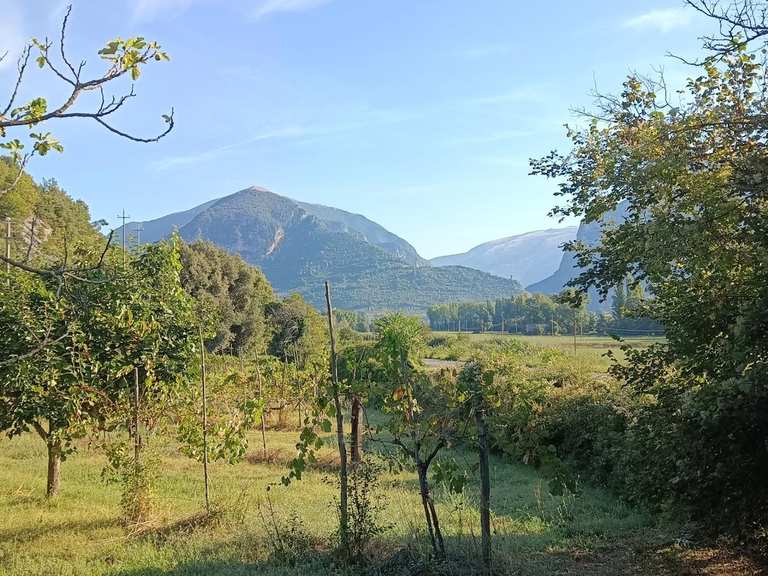 AGRICAMPEGGIO VALNERINA RIVER Routes for Walking and Hiking | Komoot