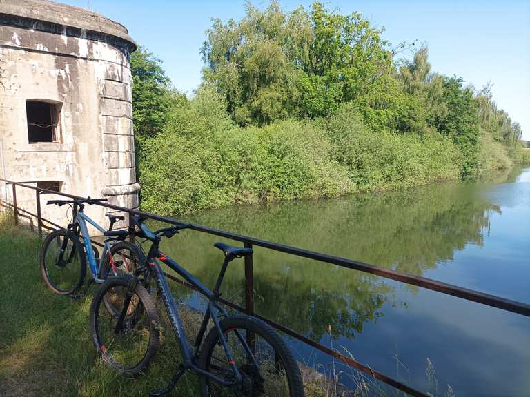 Fort van Haasdonk: Mountainbike-Touren und -Trails | komoot