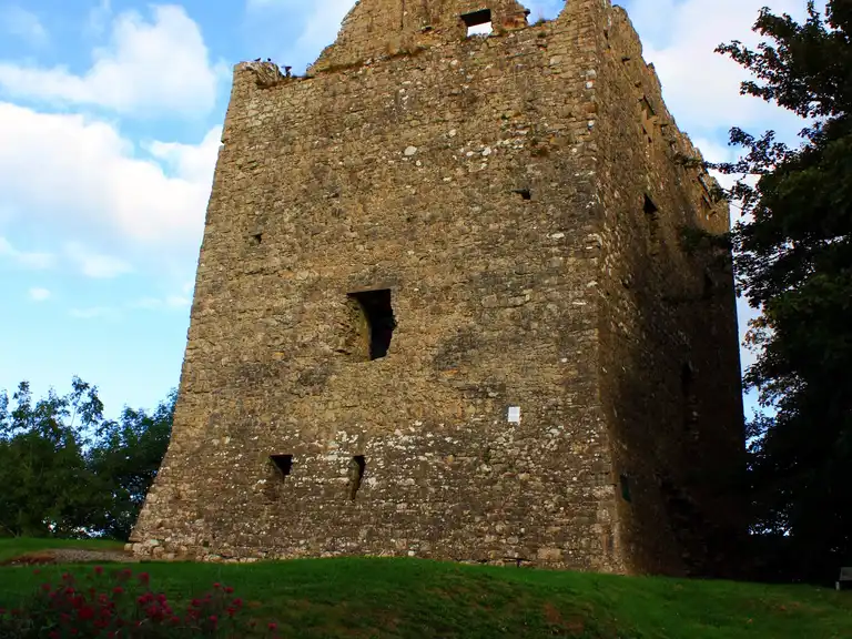 Loop de Charlestown, Castelo de Ballintober e Dunmore a partir de ...