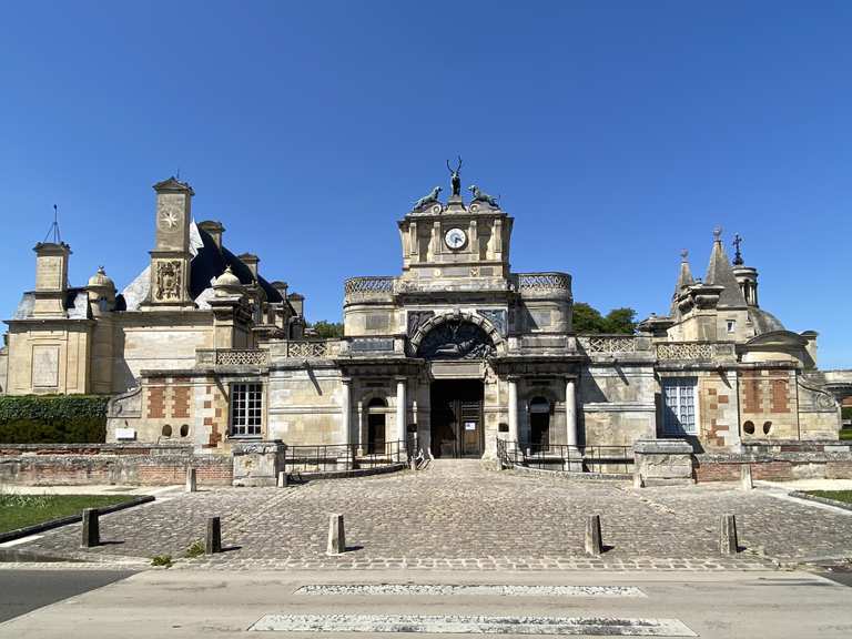 Castelo d'Anet - volta a partir de Anet na reserva natural do Vale das ...