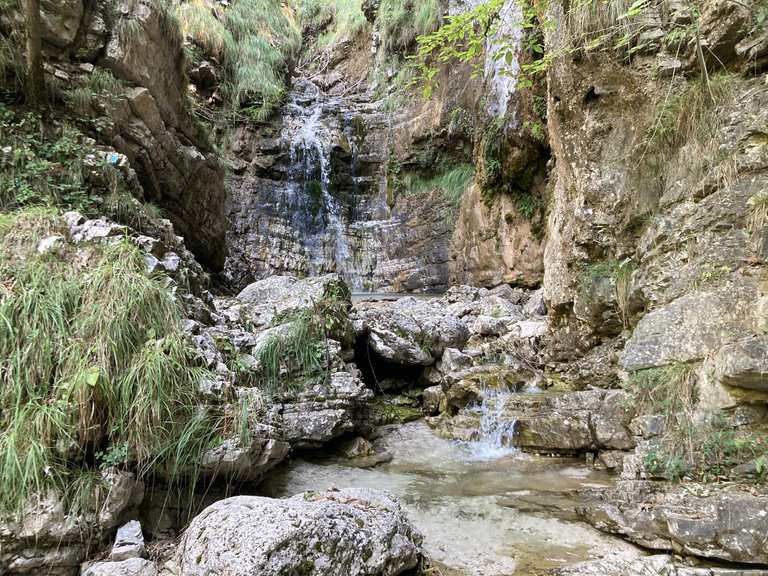 Cascade Regina Chiusaforte Udine - Itinéraires de rando et marche | Komoot