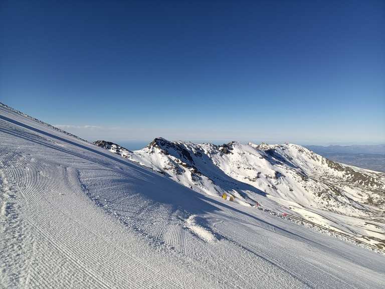 Höchster Lift: Telesquí Zayas 🗻 3250 m, Tajos del Veleta: Wanderungen ...