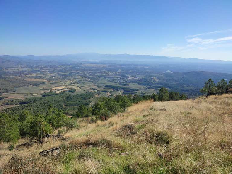 Pozuelo de Zarzón y Villanueva de la Sierra desde Villar del Campo ...