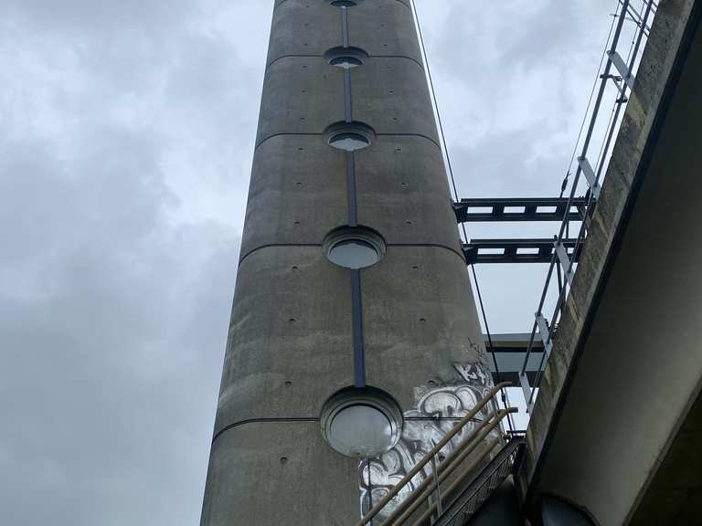 Gouwe Railway Lift Bridge – Hiking & Cycling Routes | Komoot