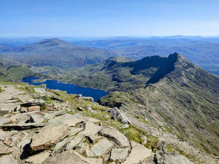 Pyg Track & Miners Track loop to Yr Wyddfa / Snowdon from Pen y Pass ...