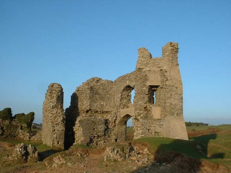 Pennard Castle ruins Routes for Walking and Hiking | Komoot