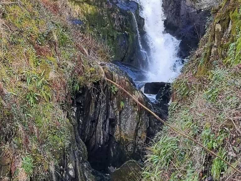 Five waterfalls loop from Ingleton — Yorkshire Dales National Park ...