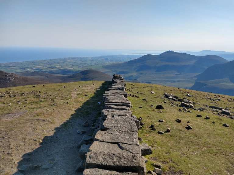 Bloody Bridge, Slieve Donard & Hare's Gap via Die Mourne Wall — Mourne ...
