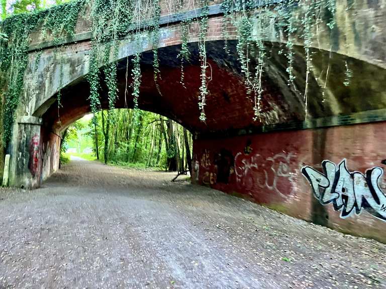 Meon Valley Trail and Swanmore loop from Exton — South Downs National ...
