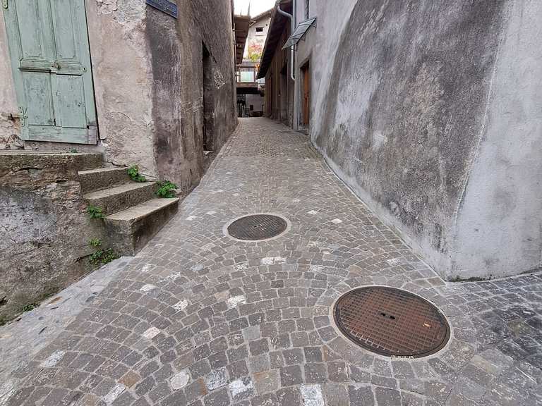 Altstadt Visp: Wanderungen und Rundwege | komoot