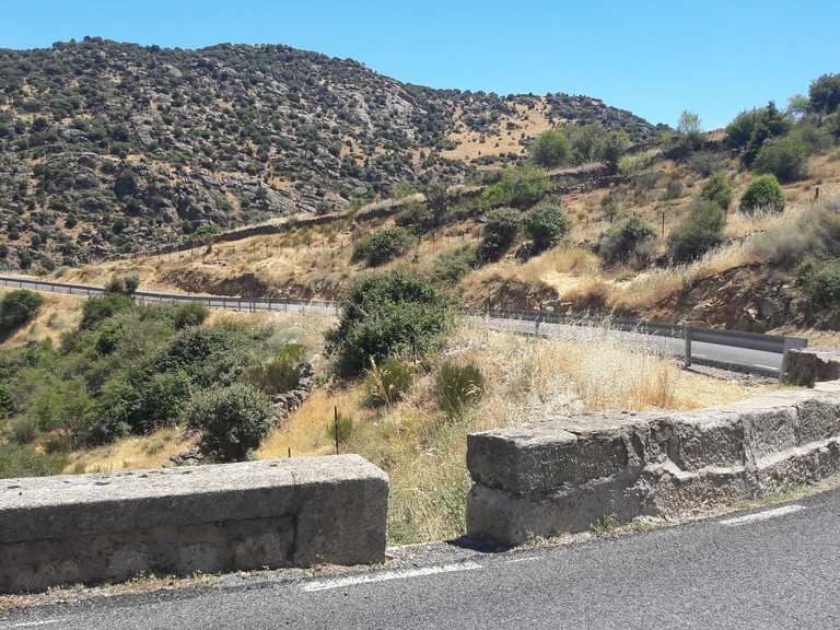Puertos de Arrebatacapas y Paramera - por el Embalse del Burguillo ...