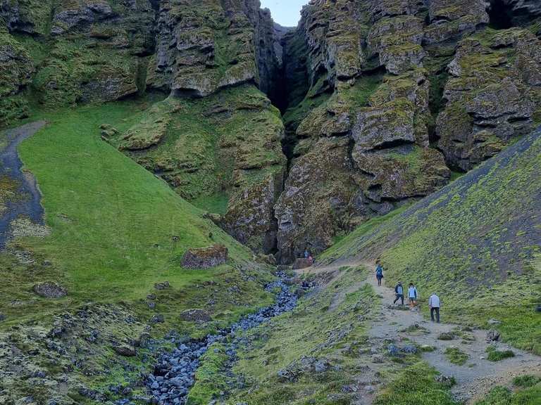 Rauðfeldsgjá Gorge, Hellnar, Iceland: Wanderungen und Rundwege | komoot