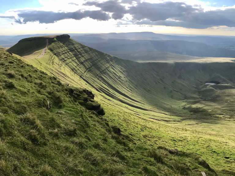 Corn Du & Pen y Fan loop from Storey Arms — Bannau Brycheiniog (Brecon ...