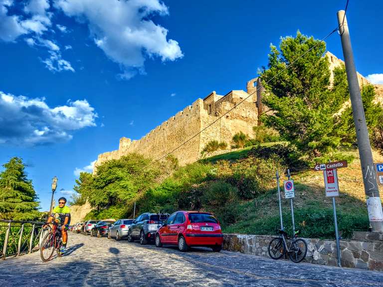 Castello di Rocca Imperiale: Wanderungen und Rundwege | komoot