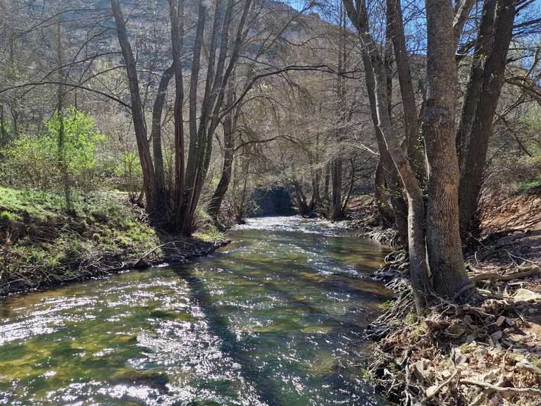 Sepúlveda y Río Duratón — circular por el Parque natural Hoces del río ...