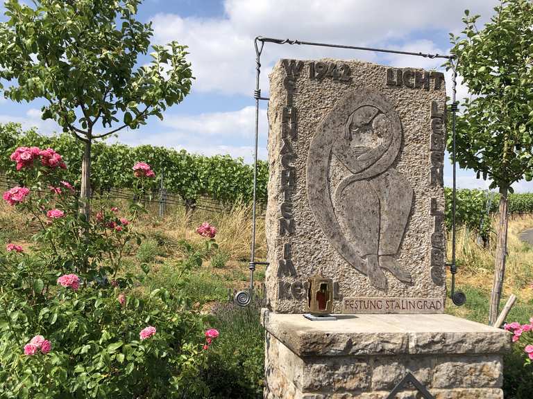 Stalingrad Madonna Gedenkteken – Wandelingen & Hoe er te komen | Komoot