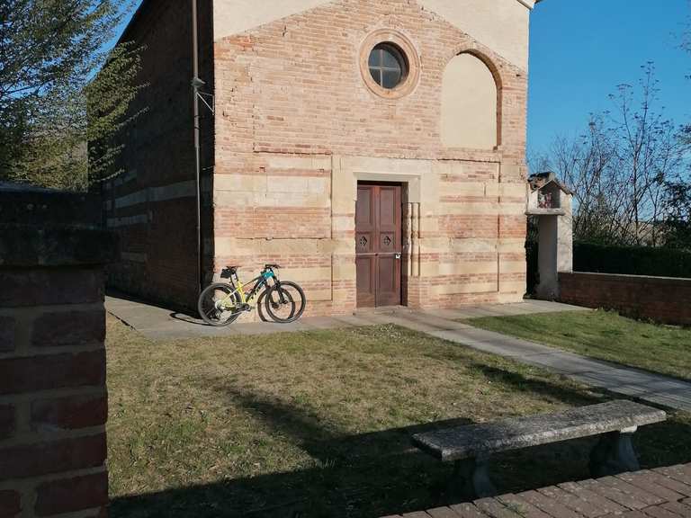Kirche der Madonna della Neve (Castell Alfero AT): Mountainbike-Touren ...