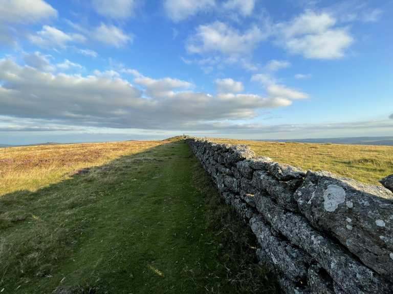 Hound Tor and Hamel Down loop from Widecombe – Dartmoor National Park ...