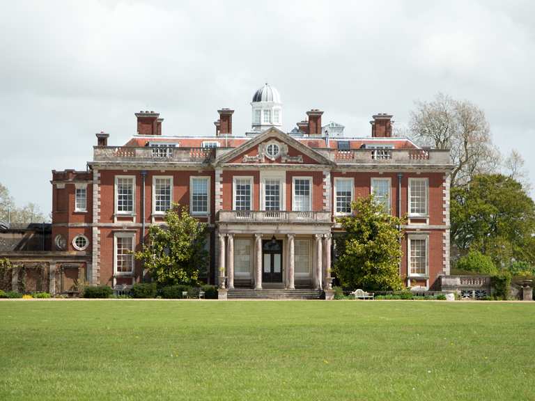 Shipwrights Way and Stansted Park loop from Rowlands Castle — South ...