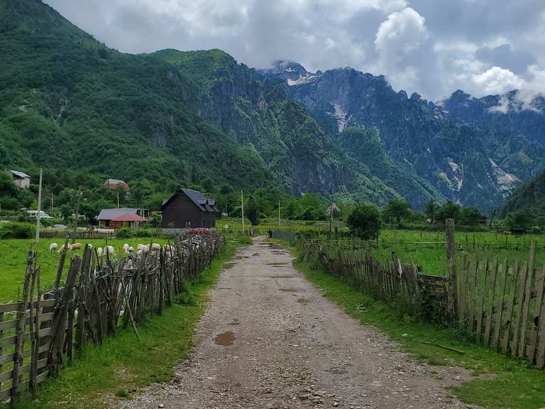 Kisha e Thethit - Church of Theth: Wanderungen und Rundwege | komoot