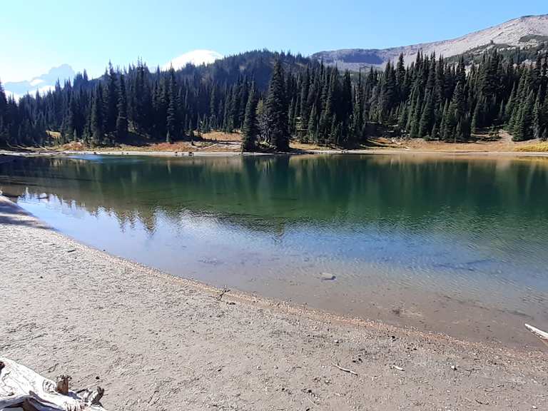 Shadow Lake Routes for Walking and Hiking | Komoot