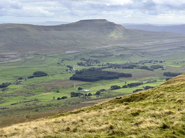 Whernside Summit Routes for Walking and Hiking | Komoot