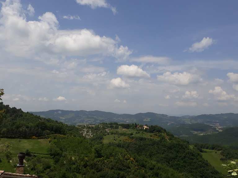 Sentiero dei Fossi – loop in the Parco Regionale del Monte Subasio ...