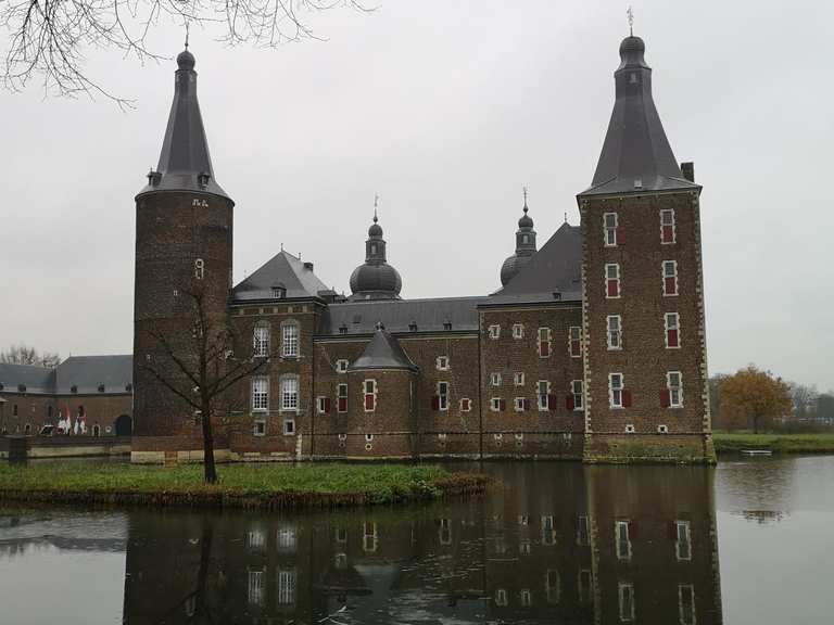 Kasteel Hoensbroek wandelroutes en hikes | Komoot