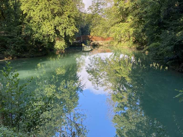 Lac bleu – Château Saint-germain boucle au départ de Ambérieu-en-Bugey ...