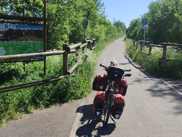 Beginn des RAVeL L163 Gouvy–Bourcy : Radtouren und Radwege | komoot