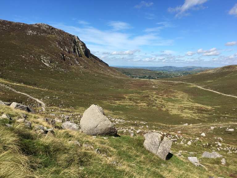 Hare's Gap & Slieve Bearnagh da Trassey Car Park — Mourne | escursione ...