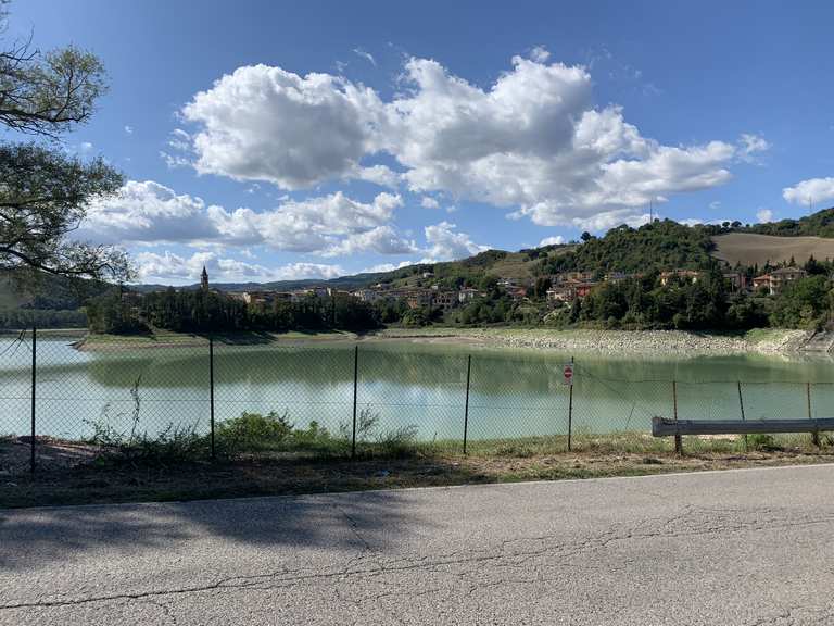 Lago di Mercatale: Rennradfahren und Rennradtouren | komoot